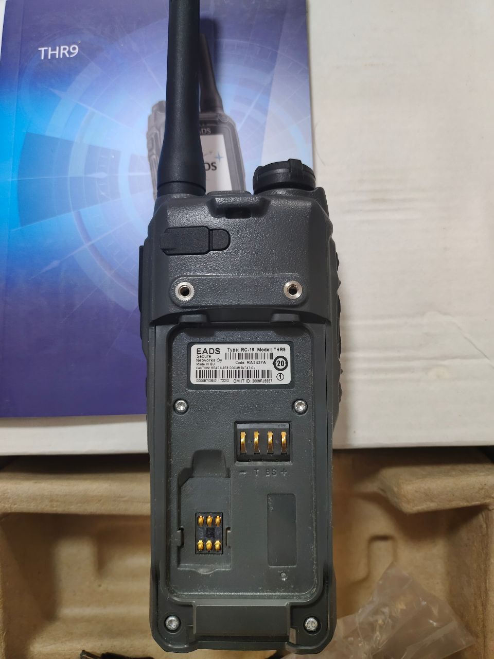 EADS Airbus Cassidian THR9 Tetra 350-390M Portable Radio | eBay