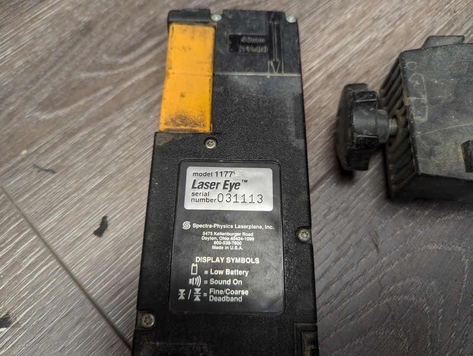 Spectra Physics Laserplane ~ Model 1177 ~ Laser Eye Receiver ~ (+ Clamp ...