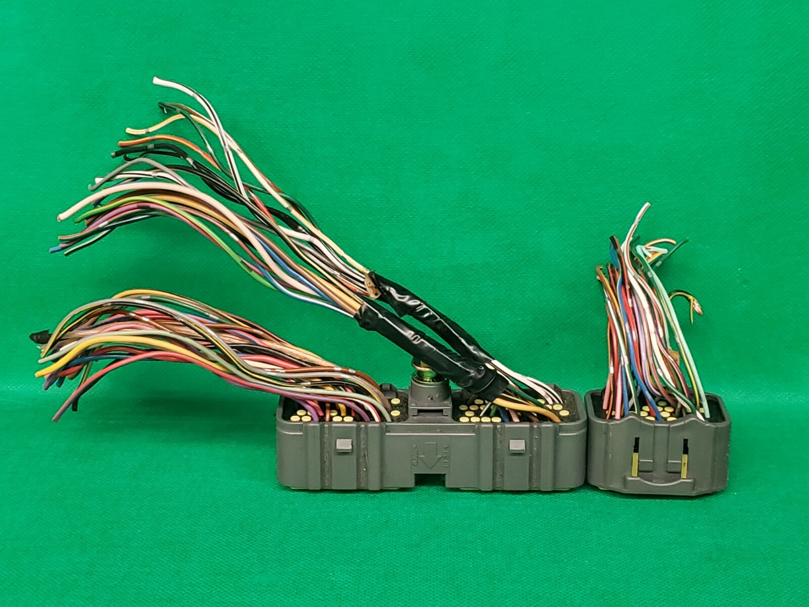 WIRING HARNESS PLUG CONNECTOR LEXUS SC300 ECM ECU MODULE PCM 89661 ...