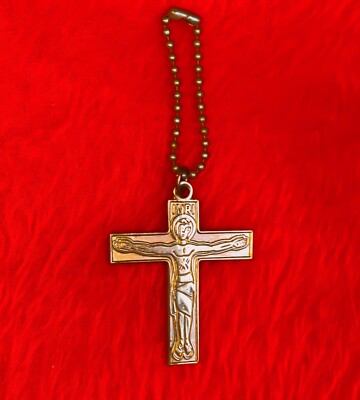 INRI Jesus Crucifix Cross Gold Tone Metal Pendant CHRIST IS COUNTING ON ...