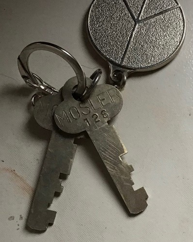 Vintage Mosler Keys And Peace Key Ring | eBay