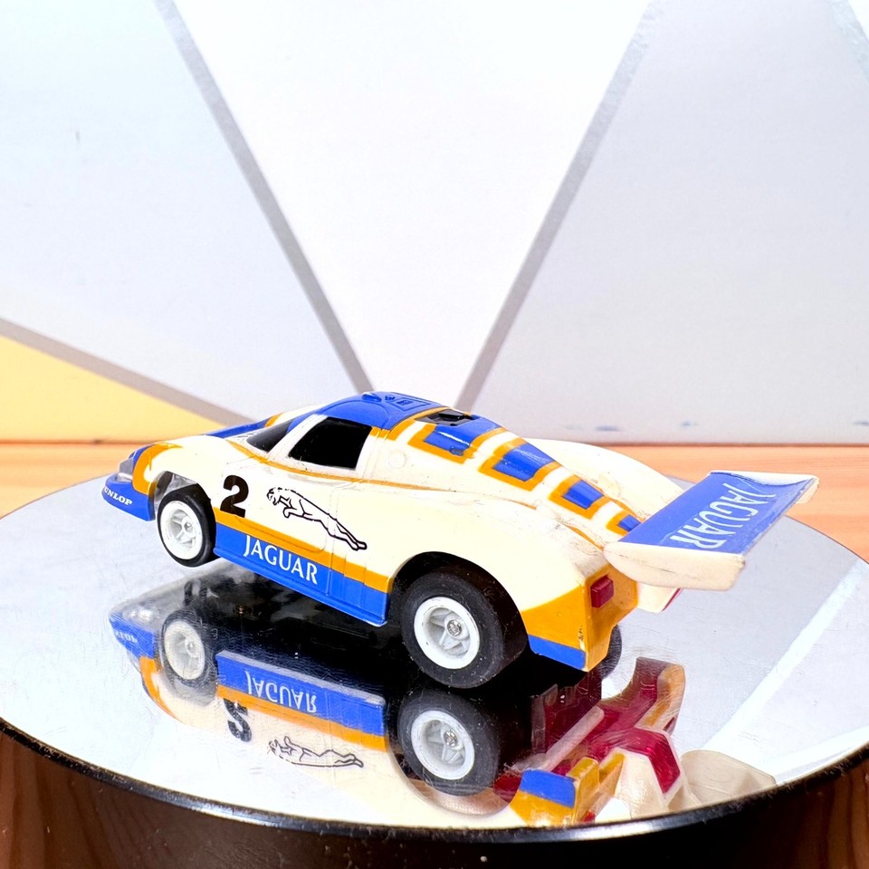 VTG Tomy AFX Jaguar XJR9 Silk Cut Livery Slot Racing Car 1:64 Scale ...
