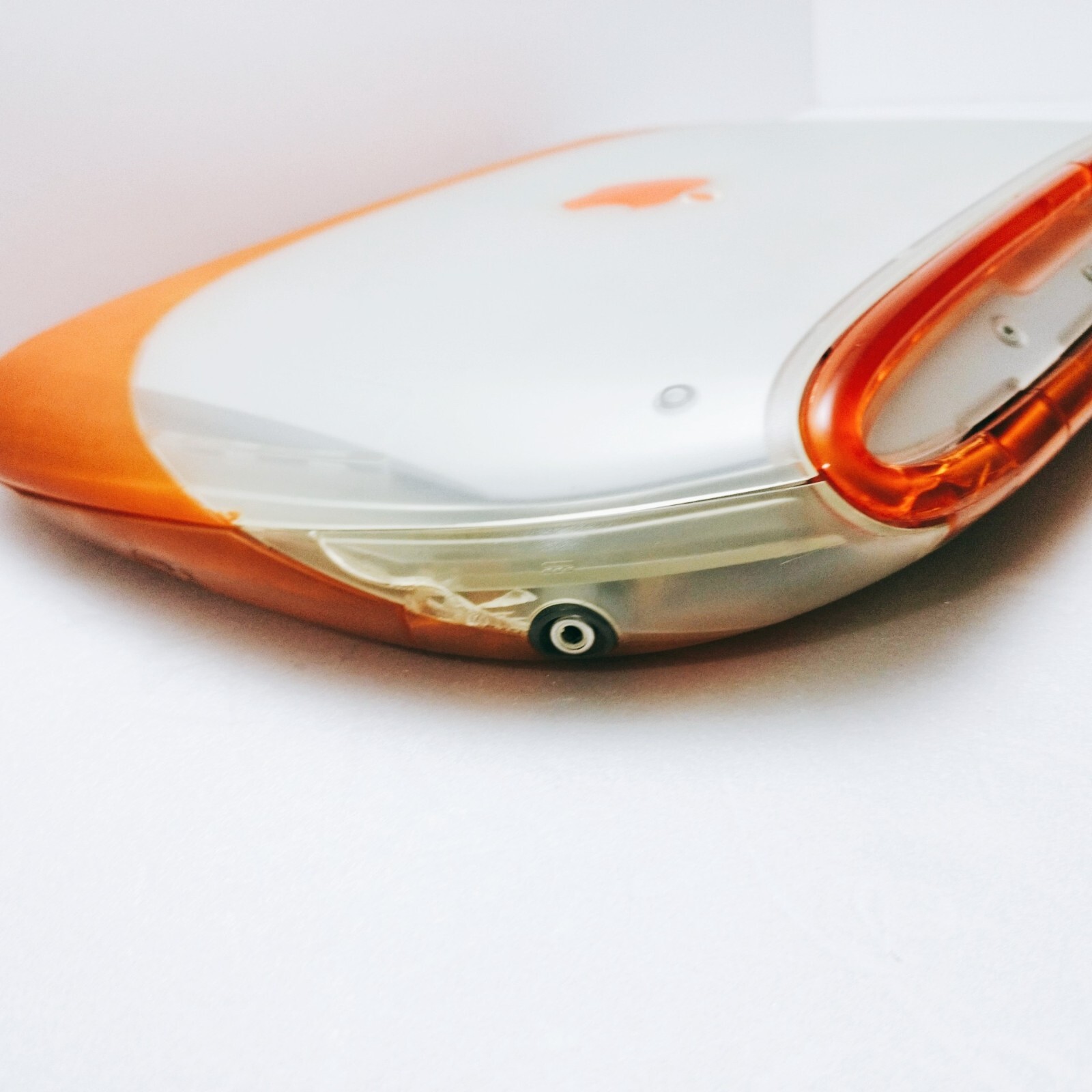 Apple iBook clamshell G3 Mac OS 8.6/ 192MB RAM /HDD 5.5GB Tested from ...