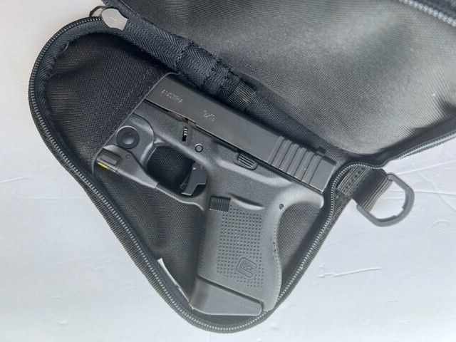 Bianchi Zippered Padded Pistol Rug, External Zipper Pocket - Small CCW ...