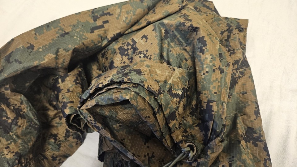 GOOD Condition Tarp Military tarpaulin Shelter USMC MARPAT Camo ...
