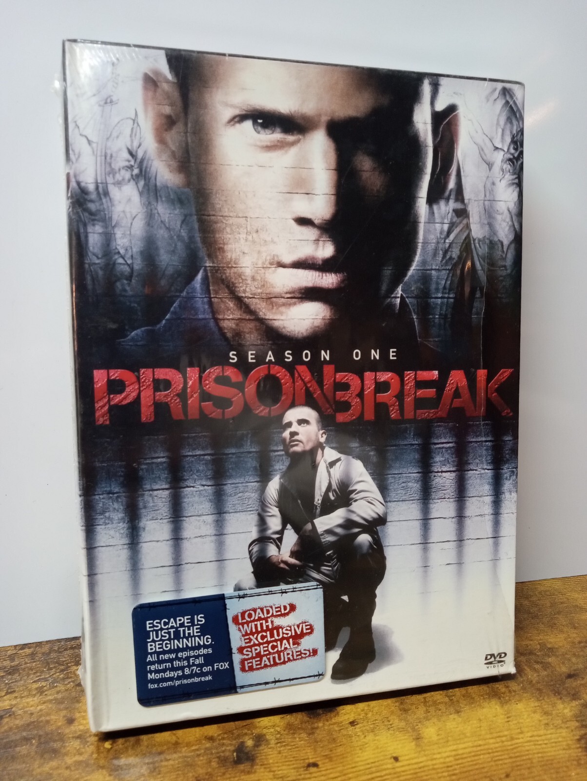 Prison Break Season 1 (DVD, 2009, 6-Disc Set) with Best Buy EXCLUSIVE ...