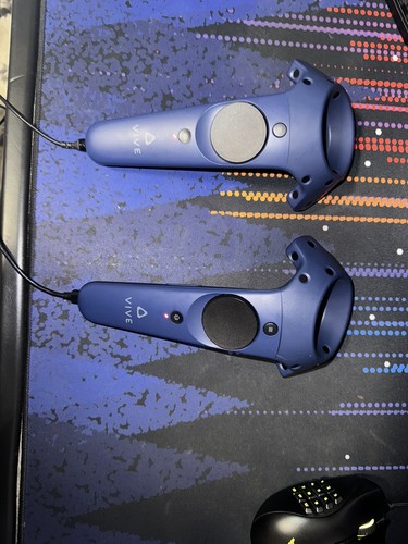 2x (Pair) of HTC Vive 2.0 Blue Controller for Vive Pro - Tested Working ...