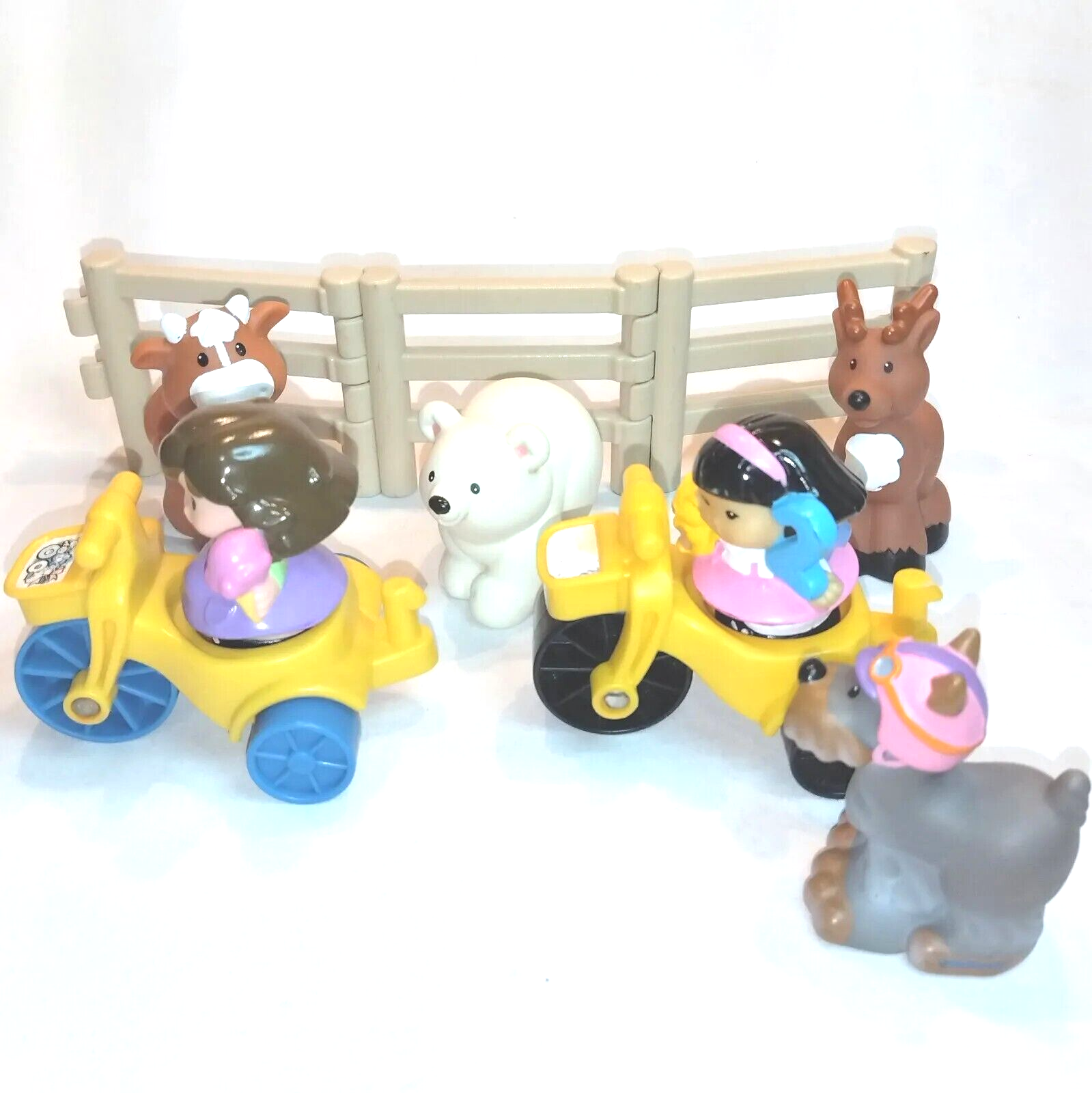Fisher Price Little People Lot W/ Animals, Fence, 2 Little People ...
