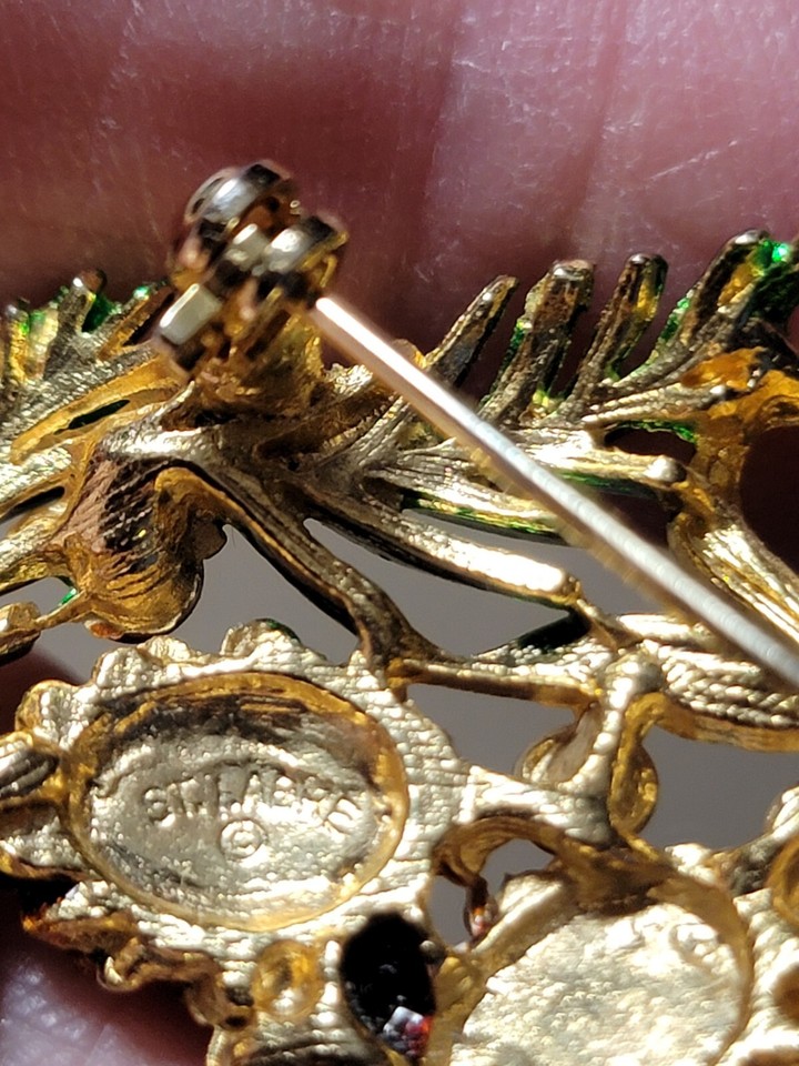 Vintage Signed St. Labre RARE Pinecones Wreath Brooch Pin Christmas ...