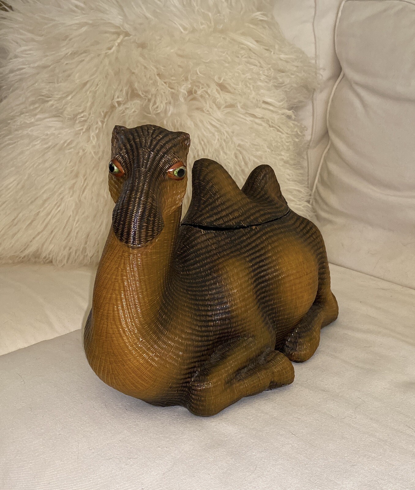 Vintage MCM Chinese SHANGHAI HANDICRAFTS Lidded Sitting Camel Basket ...