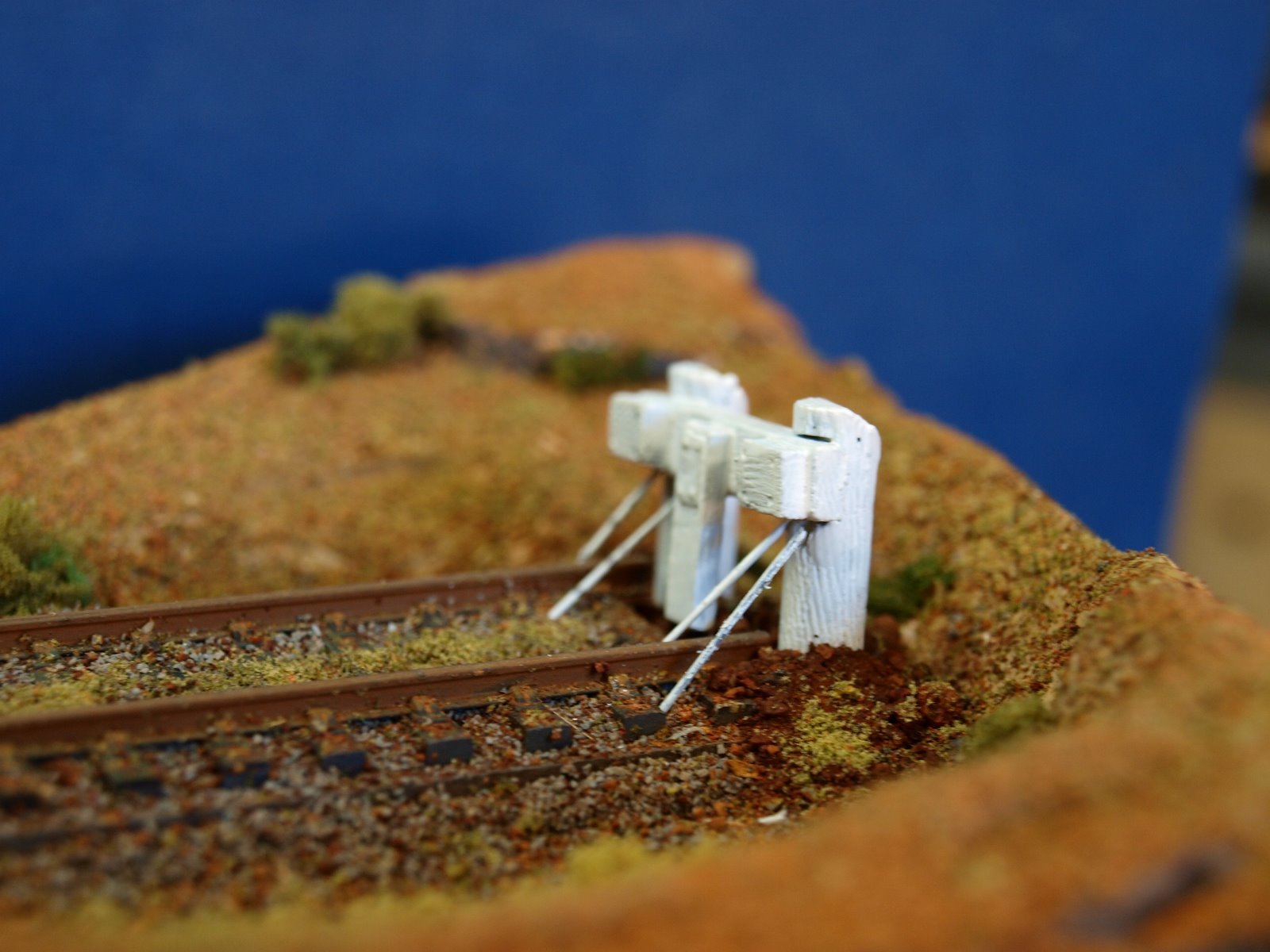 2 x VR buffer stops RTR HO scale | eBay