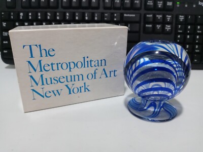 Metro Museum of Art New York MMA Art Crystal Glass Paper Weight US ...