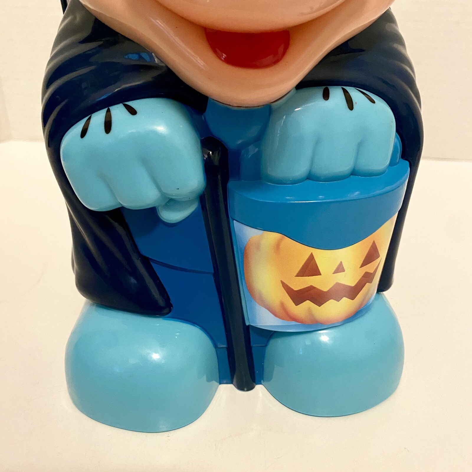 2013 Disney Parks Exclusive Mickey Mouse Hatbox Ghost Popcorn Bucket ...