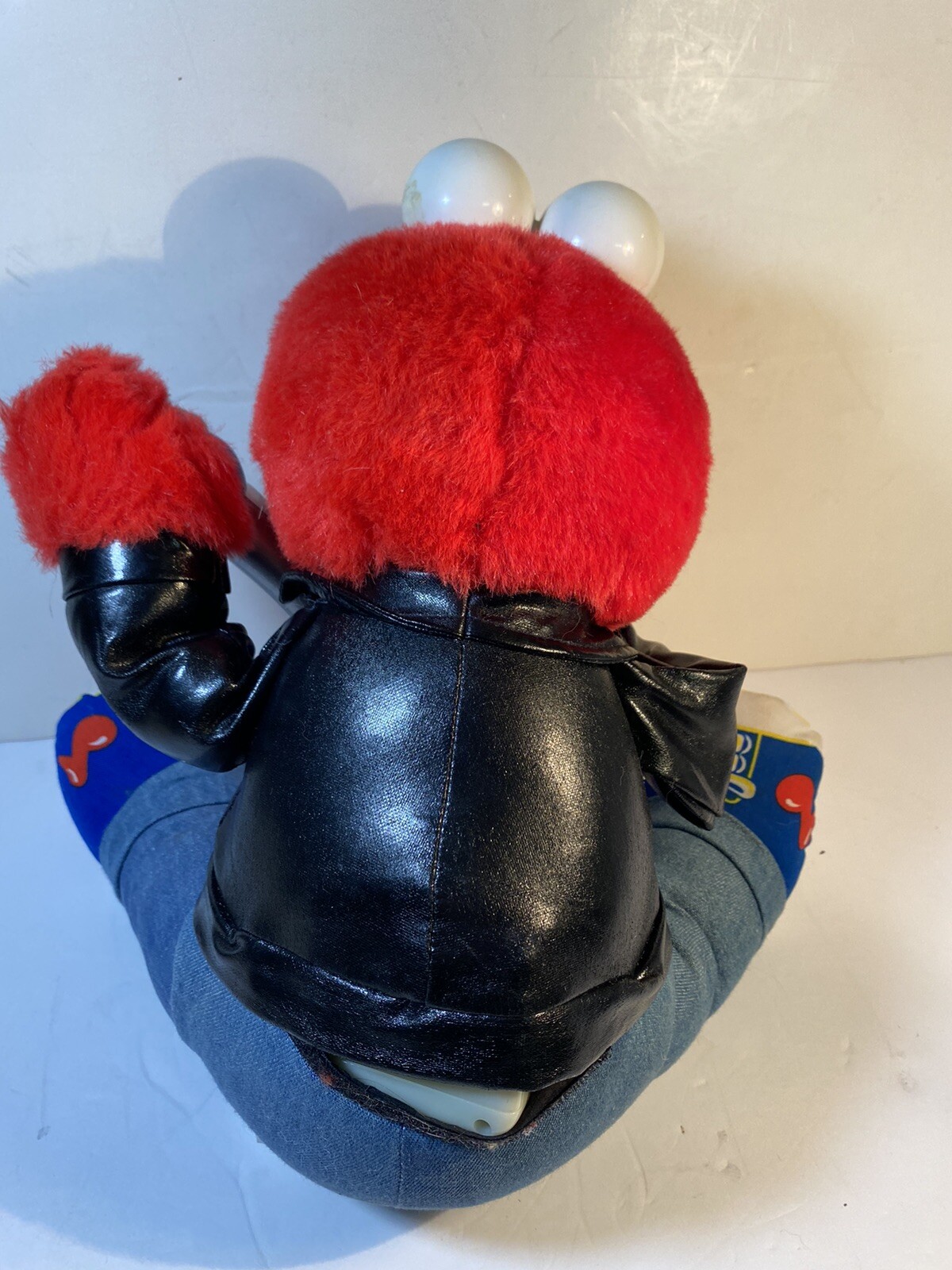 Vintage 1998 Elmo Rock N Roll Elmo Guitar Plays Music Sings And Shakes ...