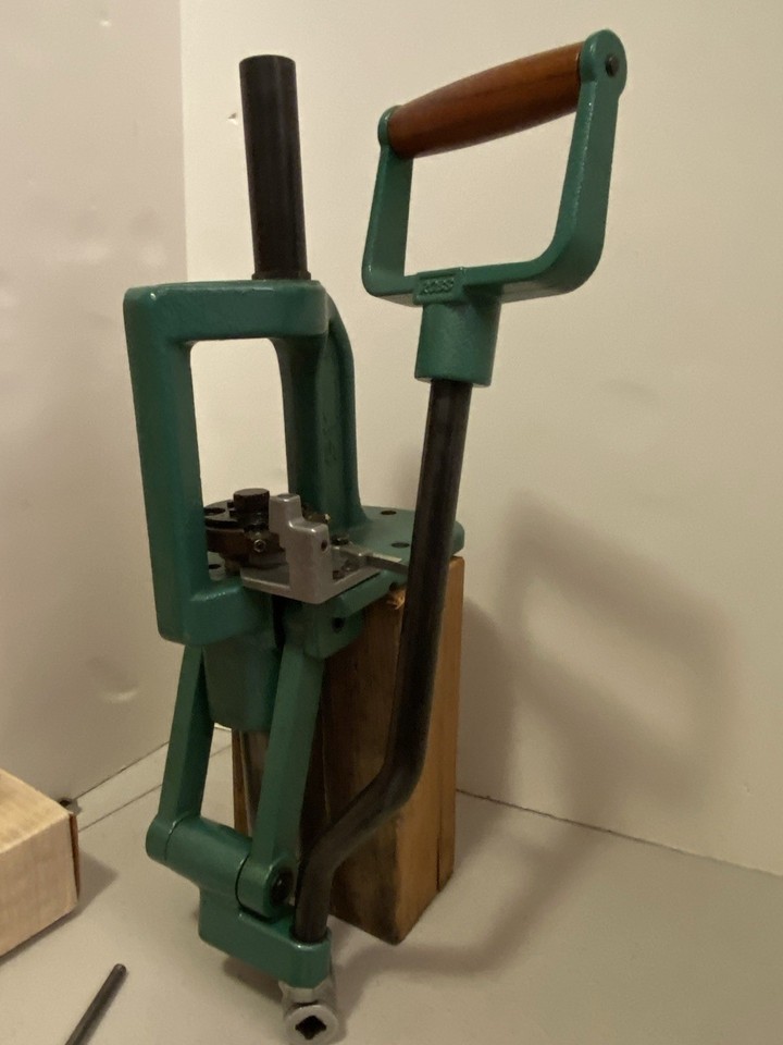 RCBS ~ 4x4 ~ Progressive Reloading Press ~ Nice | eBay