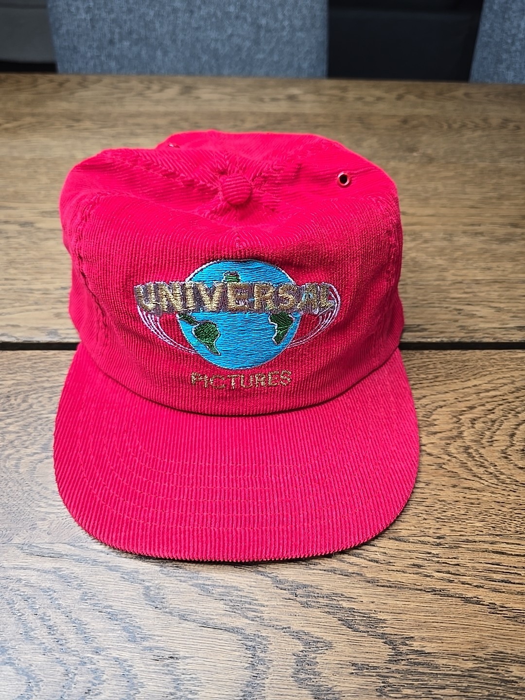 Universal Studios Pictures Corduroy Vintage 1989 Red … - Gem