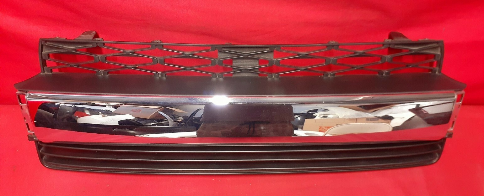 2014 - 2018 Toyota 4Runner Front Lower Bumper Chrome Grille 52701-35010 ...