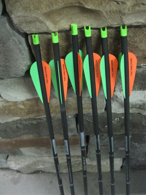 Parker Hunter 20 Crossbow Arrows With Capture Nocks - 1 Quiver & 4 ...