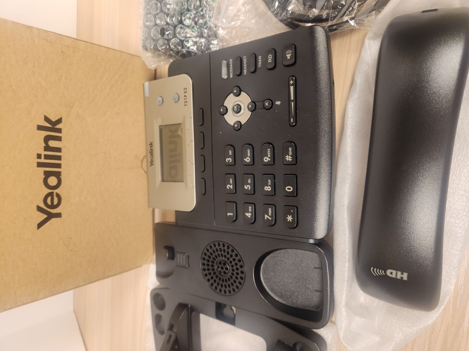 Yealink SIP-T21P E2 Dual-line Entry Level IP Phone BRAND NEW OPEN BOX ...