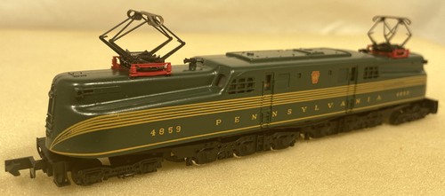 N scale Arnold PRR GG1 electric, green 5 stripe | eBay