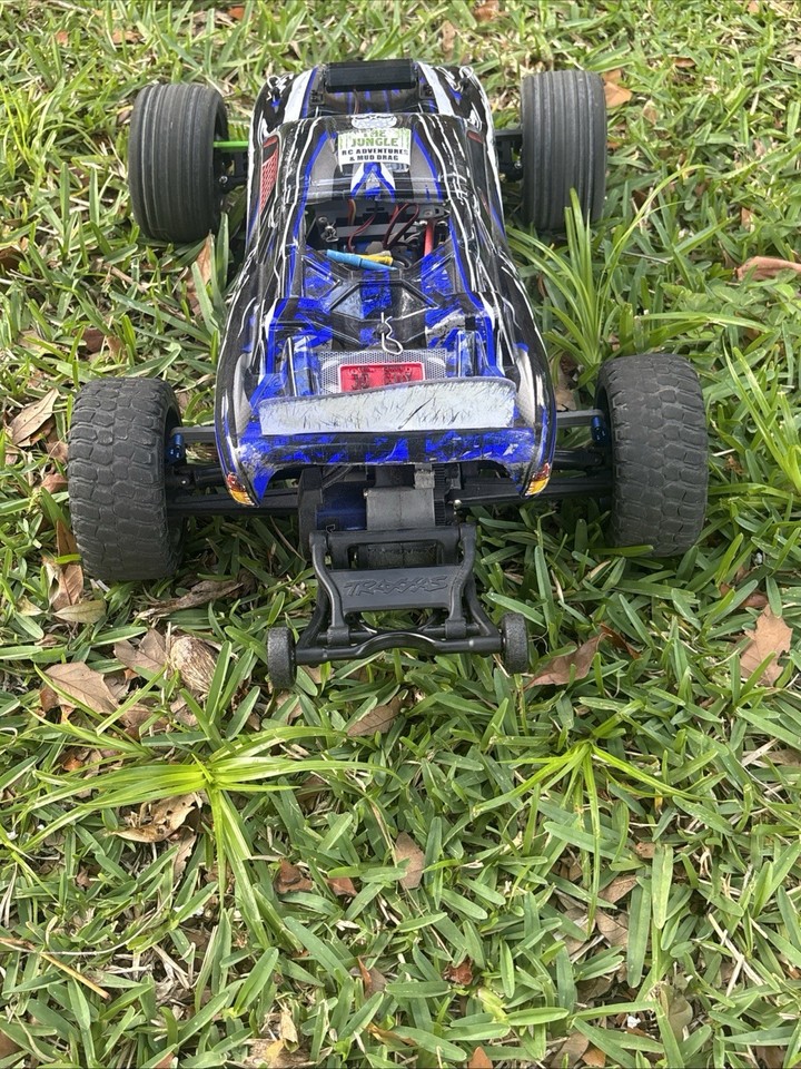 Traxxas 1/10 Rustler BL-2s Brushless 2WD Stadium Truck | eBay