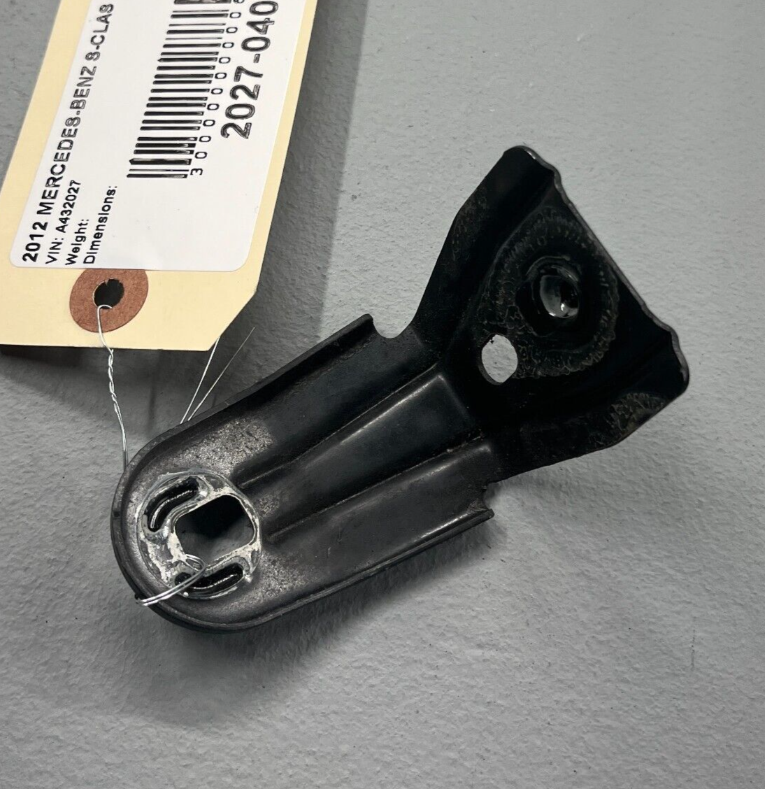 2007-2013 MERCEDES S550 W221 FRONT RIGHT OR LEFT FENDER UPPER MOUNT ...