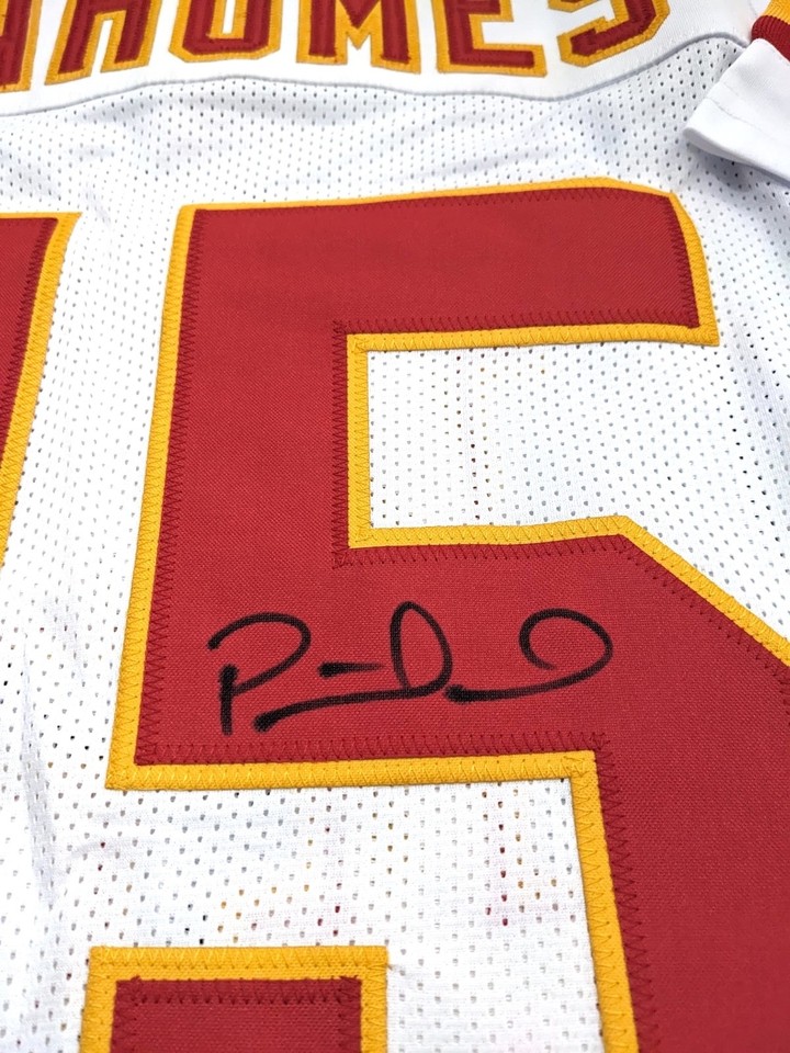 Patrick Mahomes Kansas City Chiefs Signed Autographed Jersey with COA ...