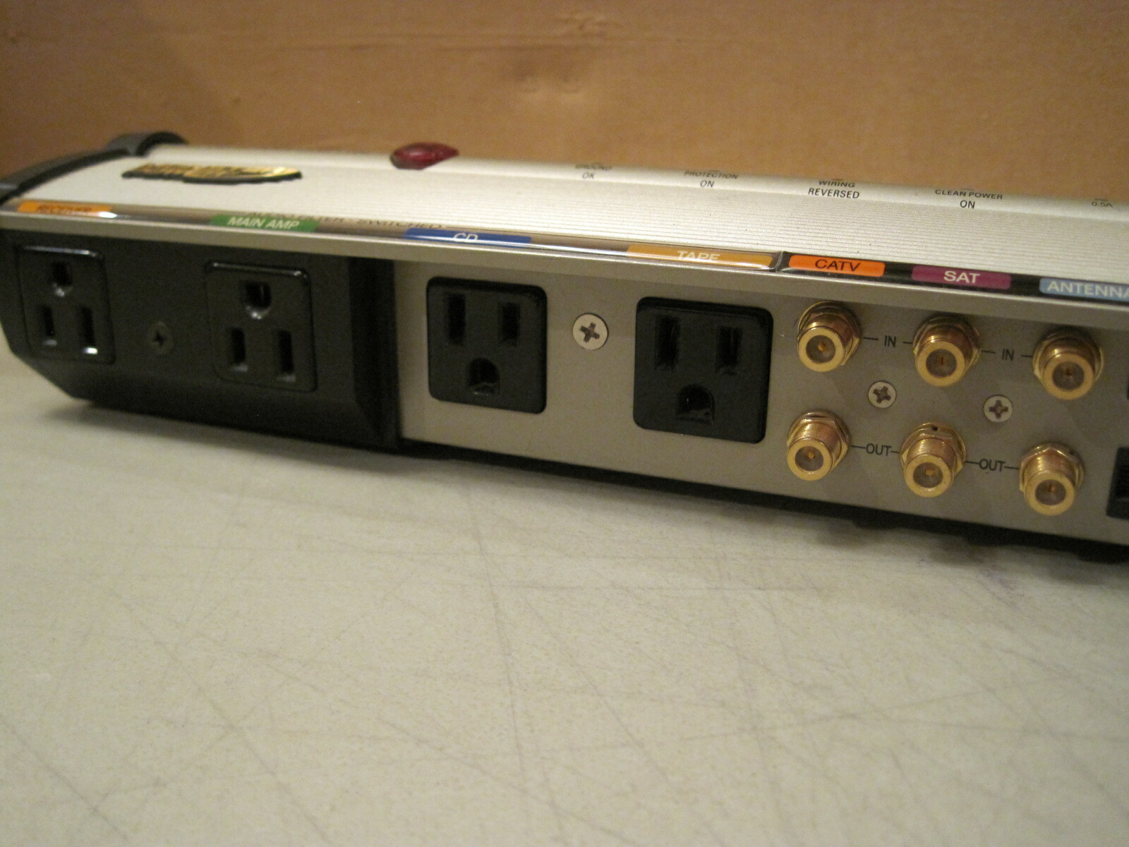 Home Theatre Powerbar Monster Power Bar / Strip 1100 Surge Protection ...