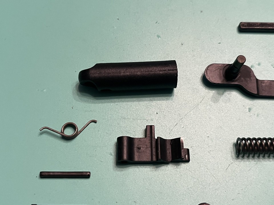 USED OEM BERETTA 92FS LOWER PARTS HAMMER SPRINGS TRIGGER SLIDE CATCH ...