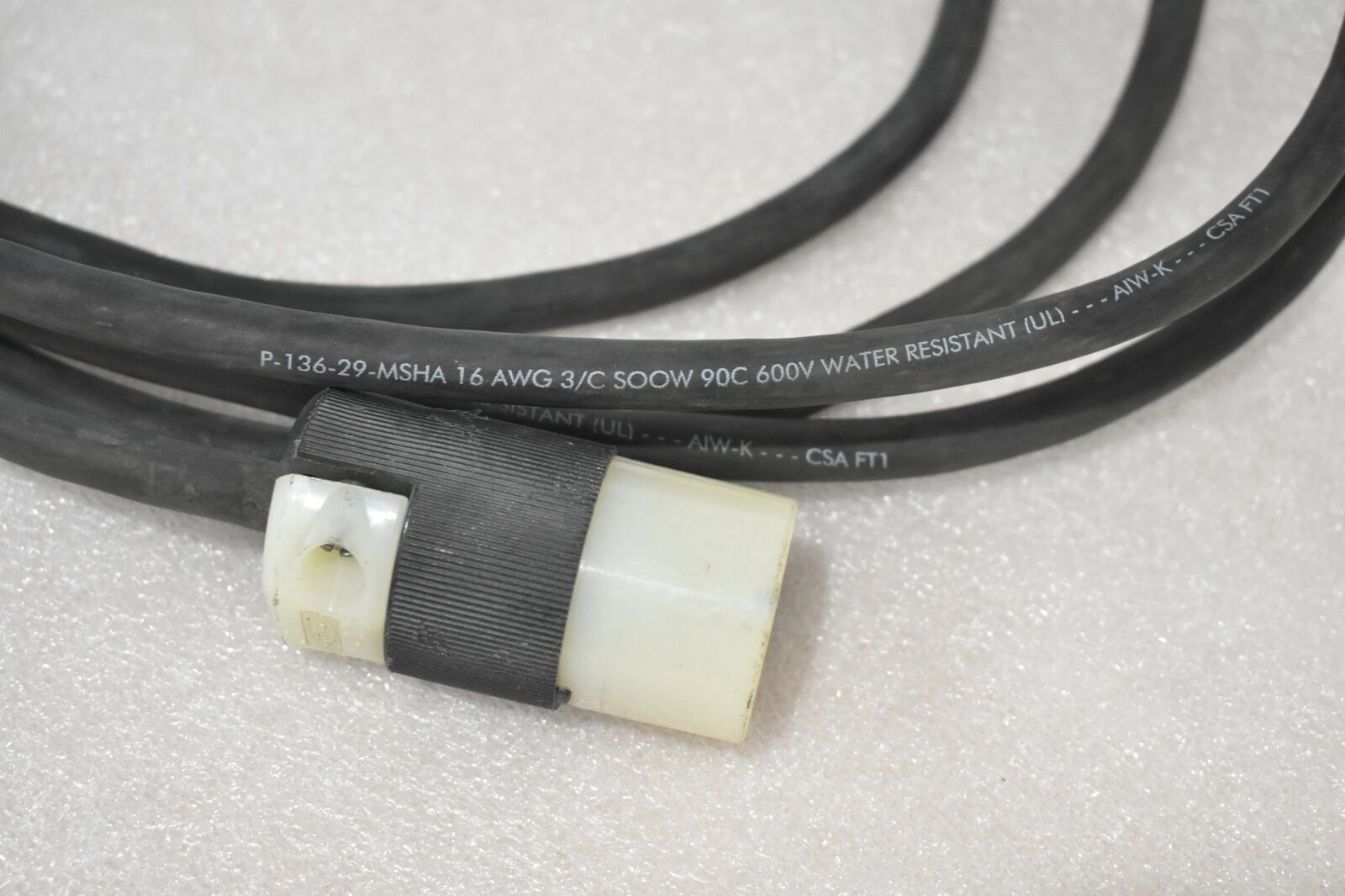 HUBBELL HBL5269C WITH 10 FEET OF P-136-29-MSHA 16 AWG 3/C S00W 90C 600V ...