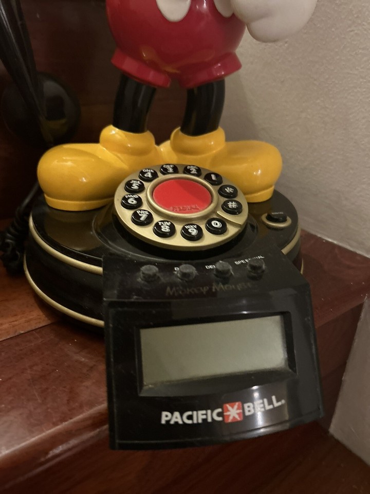 Vintage Disney Mickey Mouse Animated Talking Telephone W/ Caller ID ...