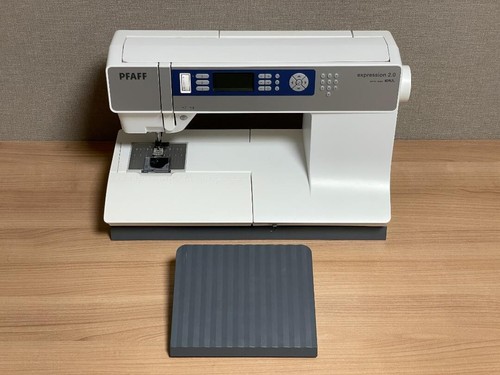 Pfaff Expression 2.0 Computerized Sewing Machine with Foot Controller ...