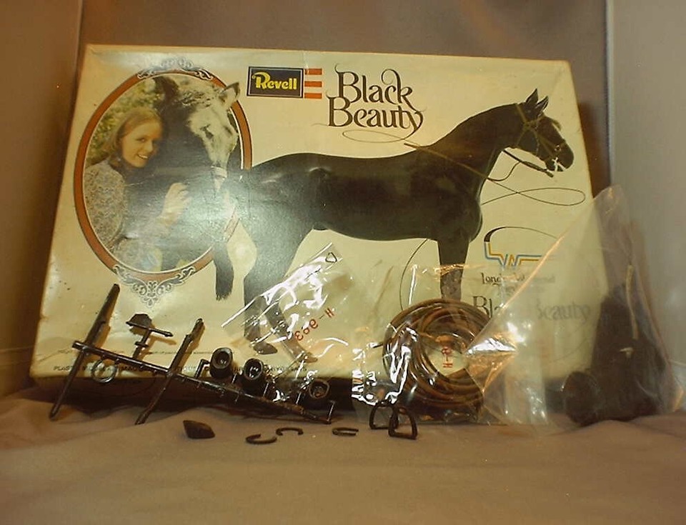 VINTAGE REVELL BLACK BEAUTY HORSE MODEL KIT IN 1978 ENGLAND BOX | eBay