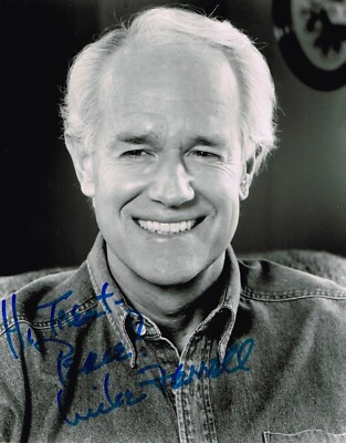 MIKE FARRELL SIGNED PHOTO SIZE 8X10 INCHAMERICAN ACTOR IN MASH 1975 ...