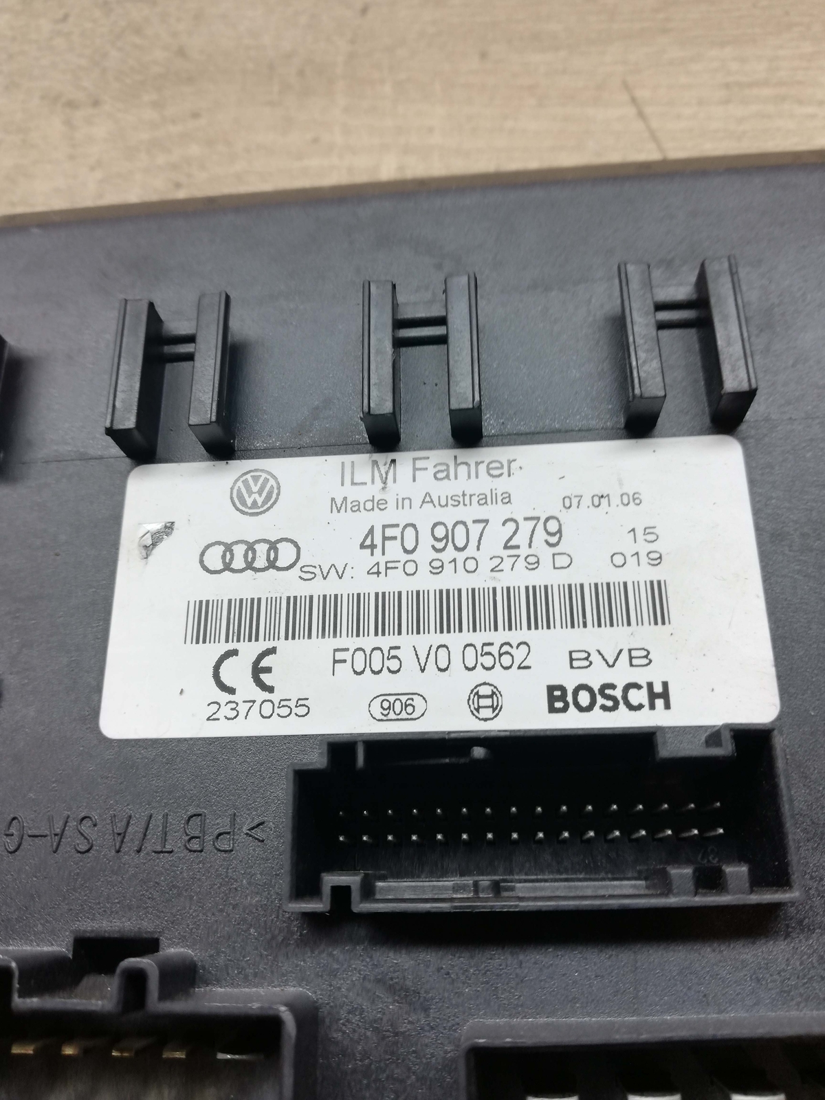 Audi C6 A6 4f0907279 f005v00562 Comfort Control Unit Module Bosch | eBay