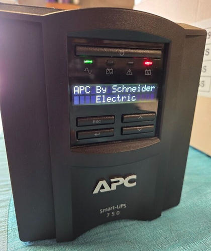 APC 750 120V Smart-UPS ~ NO Battery ~ SMT750 | eBay