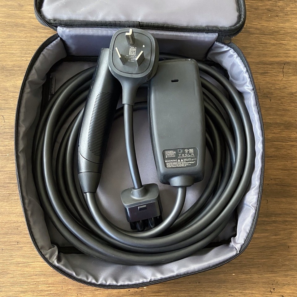 Tesla 3 Y Gen 2 Mobile Connector Charger UMC NEMA 10-30 dryer outlet ...