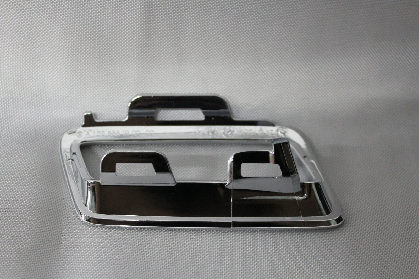 NEW Genuine Mercedes-Benz 156 GLA Front AMG Grille Chrome Inserts ...