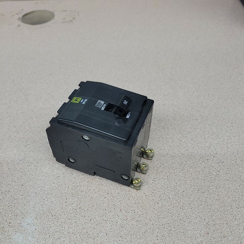 Square D QOB320 Breaker 3 pole 20 amp Bolt on | eBay