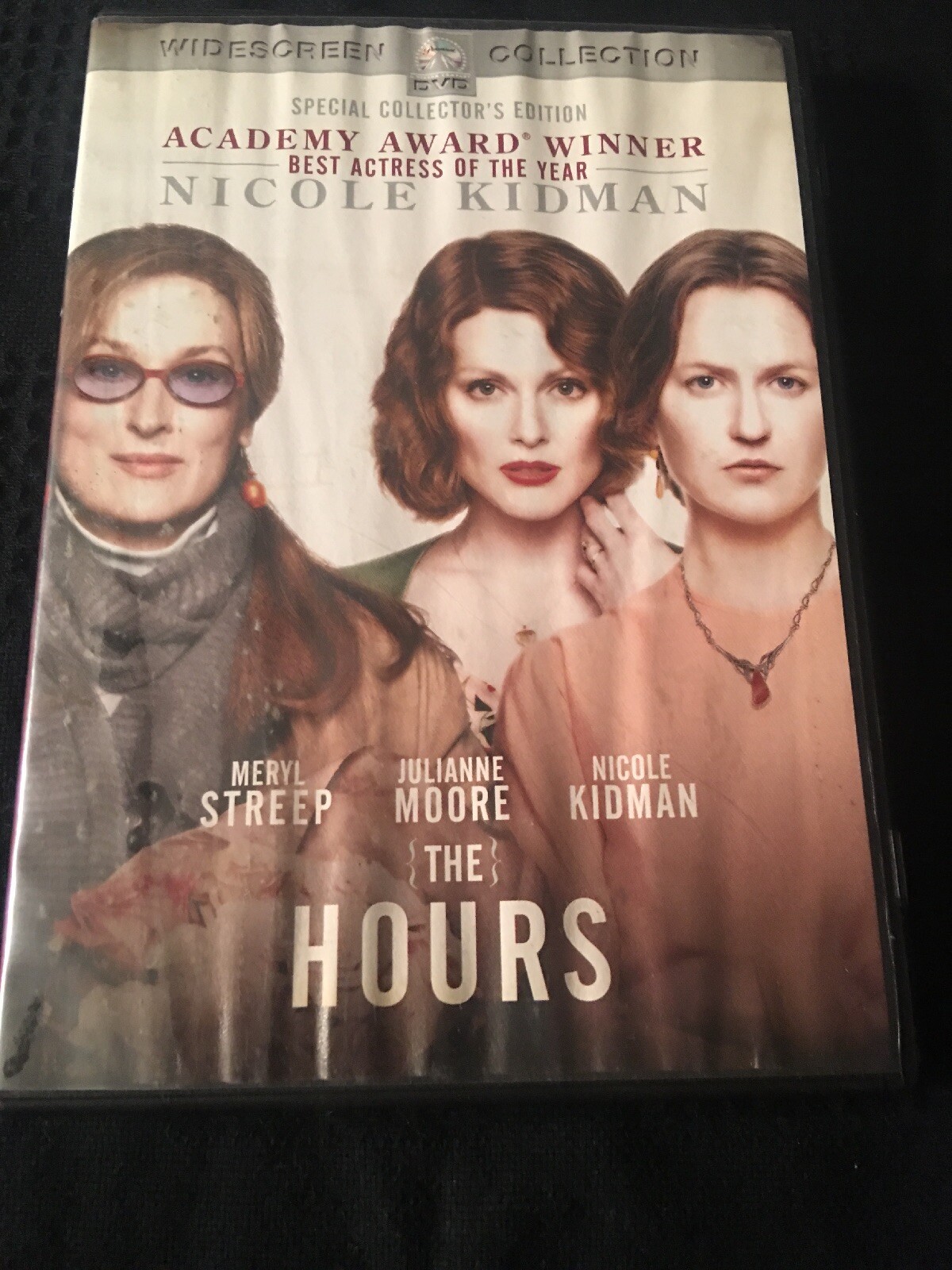 The Hours DVD - Academy Award Winner. Inlay Wrinkled But DVD is Like ...
