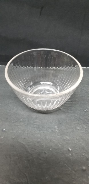PYREX 7401-s Clear Glass Mixing Bowl Ribbed Panels 3 Cups EUC USA ...