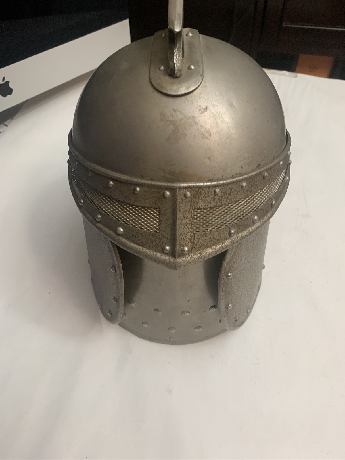 VINTAGE CAMELOT MEDIEVAL KNIGHTS ICE BUCKET HELMET PEWTERTONE SETMOUR ...