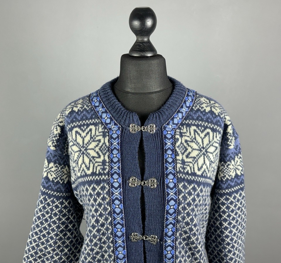 NORWOOL Blue White Wool Fair Isle Nordic Pattern Clasp Cardigan Sweater ...