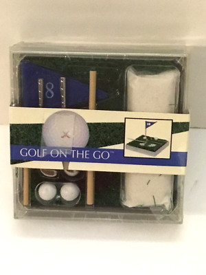 Toysmith Golf On The Go Desk Game Miniature Desktop Golf Game New ...