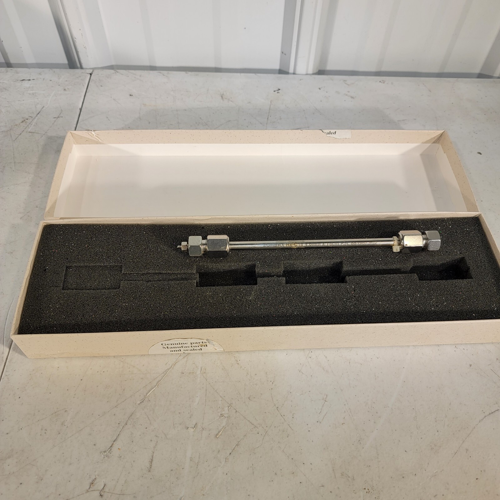 Agilent HPLC Column ZORBAX Rx-C18 80Å 5 µm, 4.6 x 150 mm 883967-902 | eBay