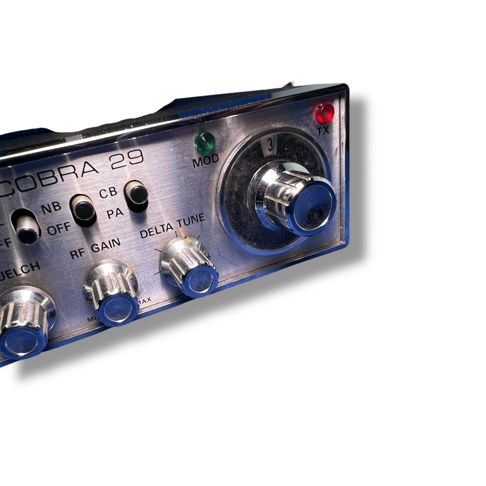 Vintage Cobra 29 CB Radio with Mic – Dynascan Corp, Taiwan – Untested ...