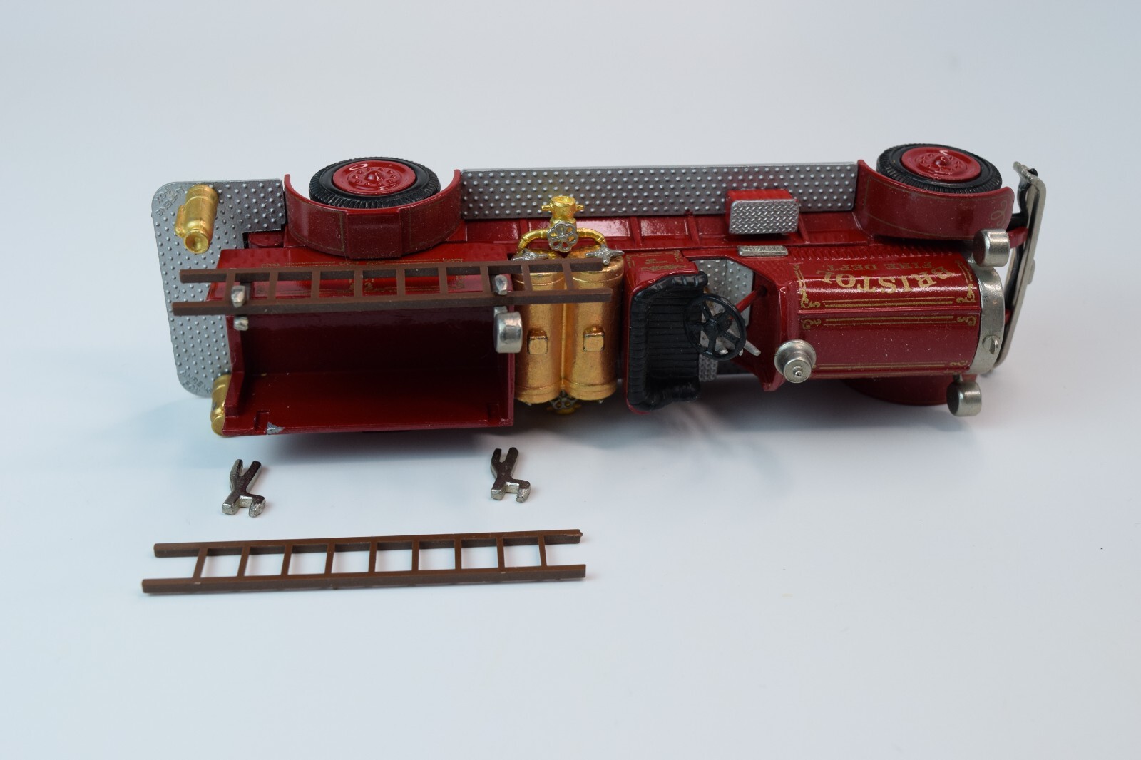 Ashton Models 1/43 Scale AH22 - 1927 Ahrens Fox C14 Chemical Pumper ...