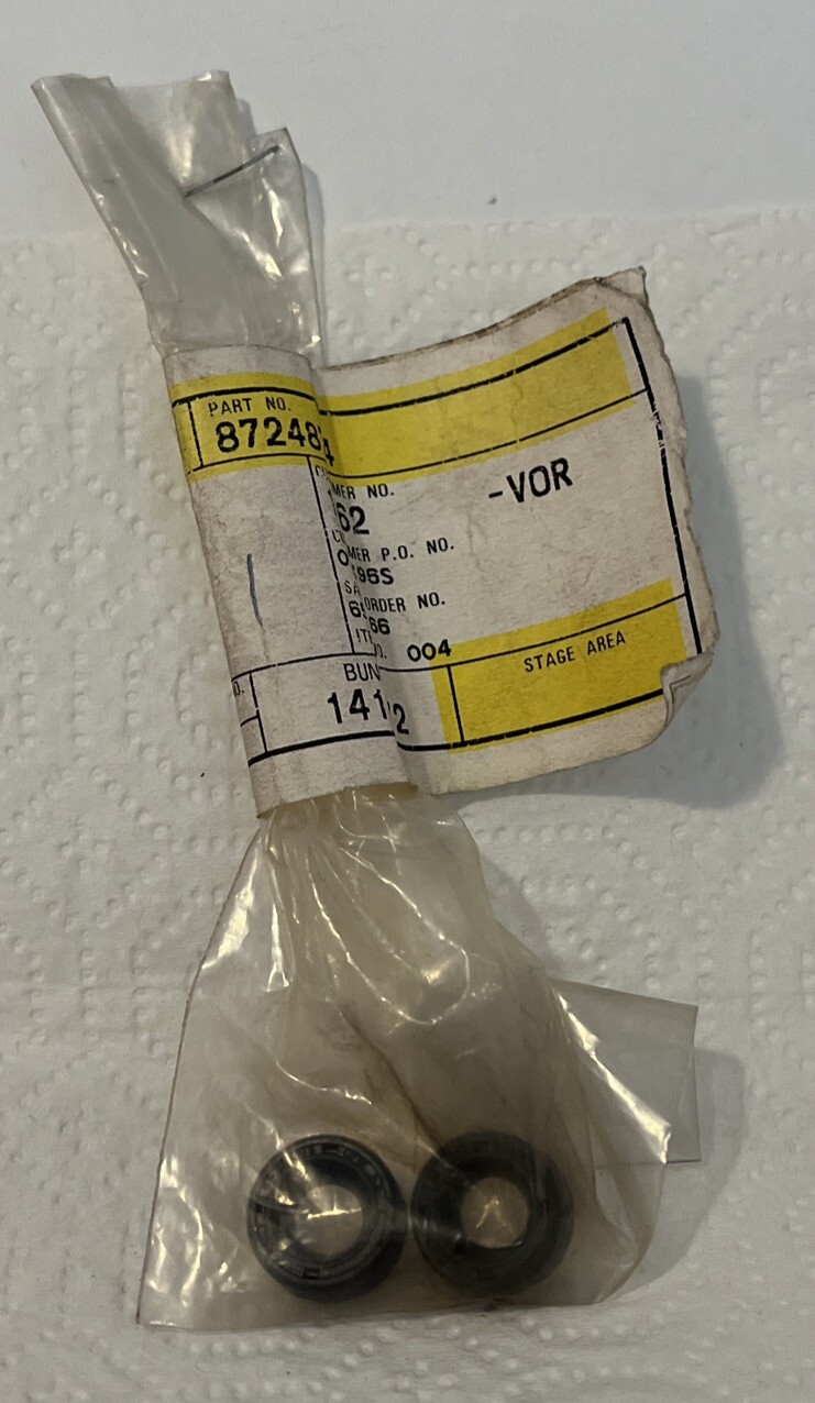 Genuine SAAB 900 Speedometer Gear Seal (set of 2) -- #8724874 -- NEW ...