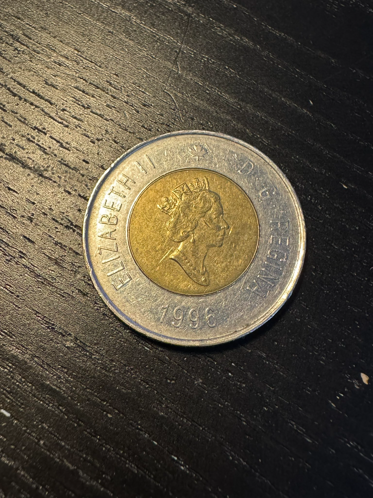 RARE 1996 Canadian 2 Dollars Coin (Queen Elizabeth II and Pollar bear ...