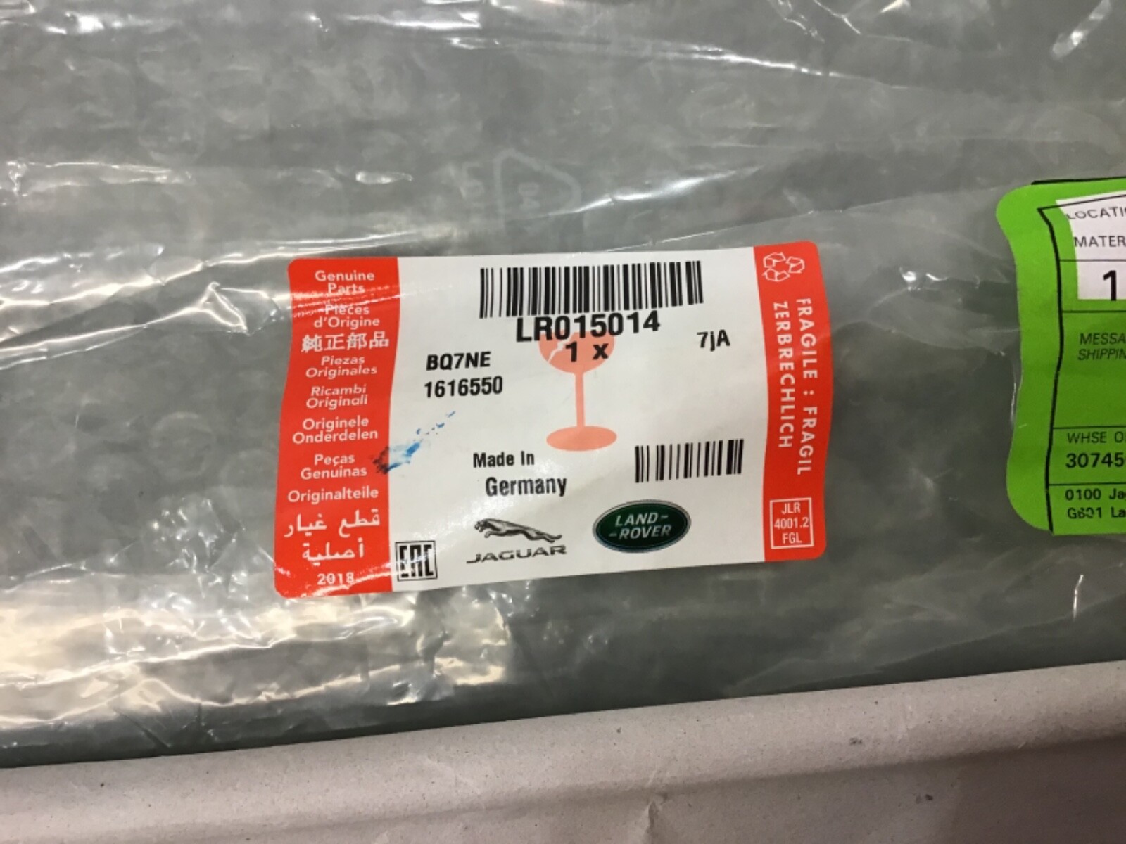 LAND ROVER DISCOVERY 4 NEARSIDE PASSENGER ‘A’ PILLAR OUTER FINISHER ...